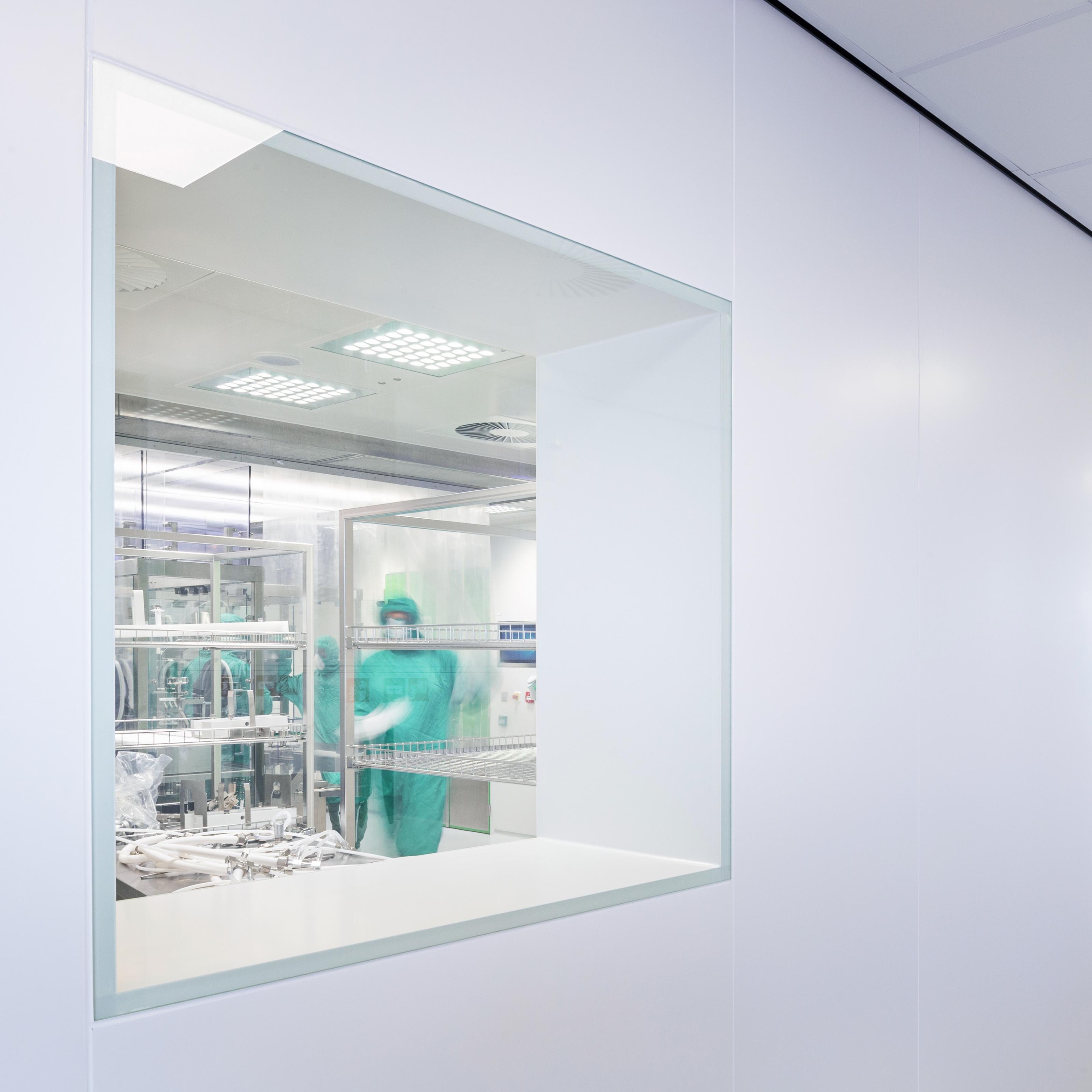 Cleanroom of laboratorium bouwen