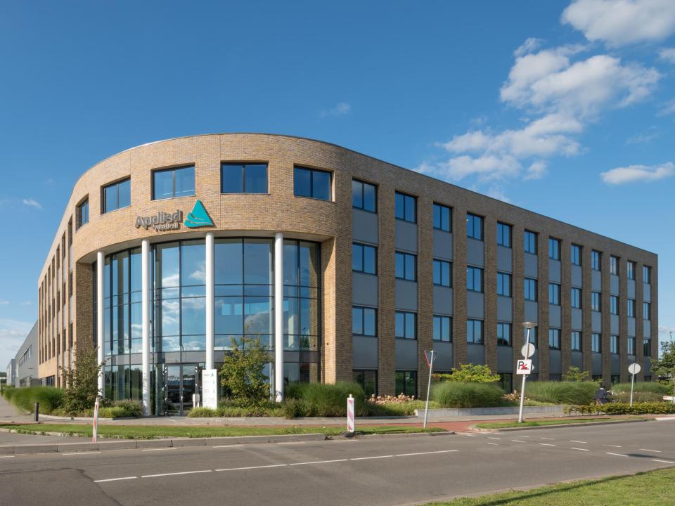 Cleanroom of laboratorium bouwen